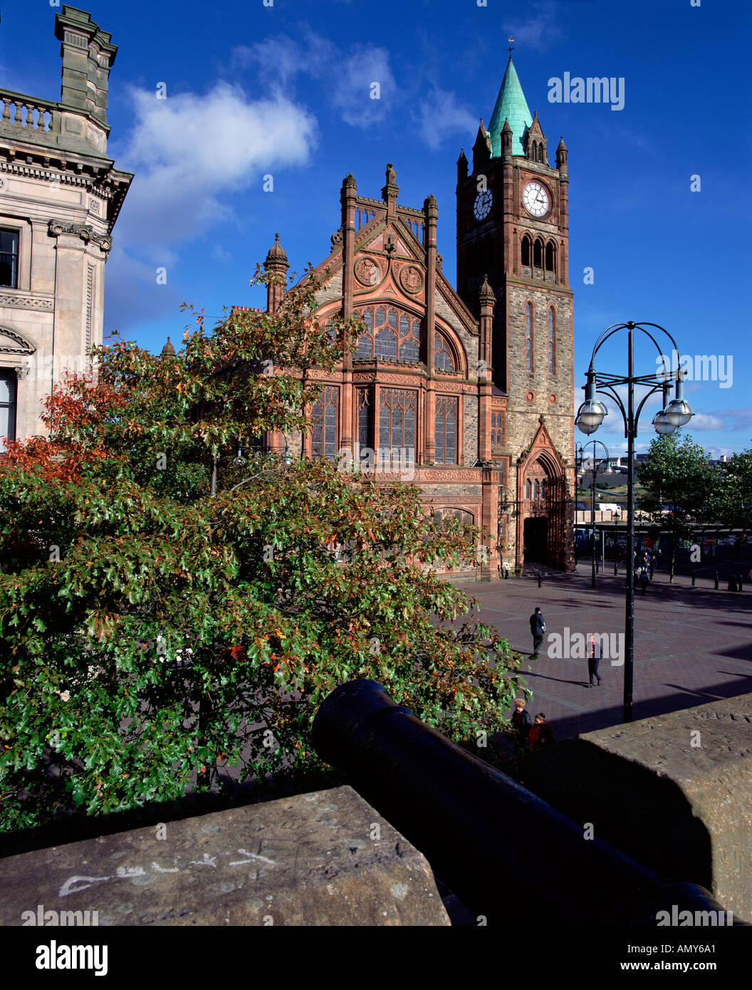 City hall and guildhall hi-res stock photography and images - Alamy