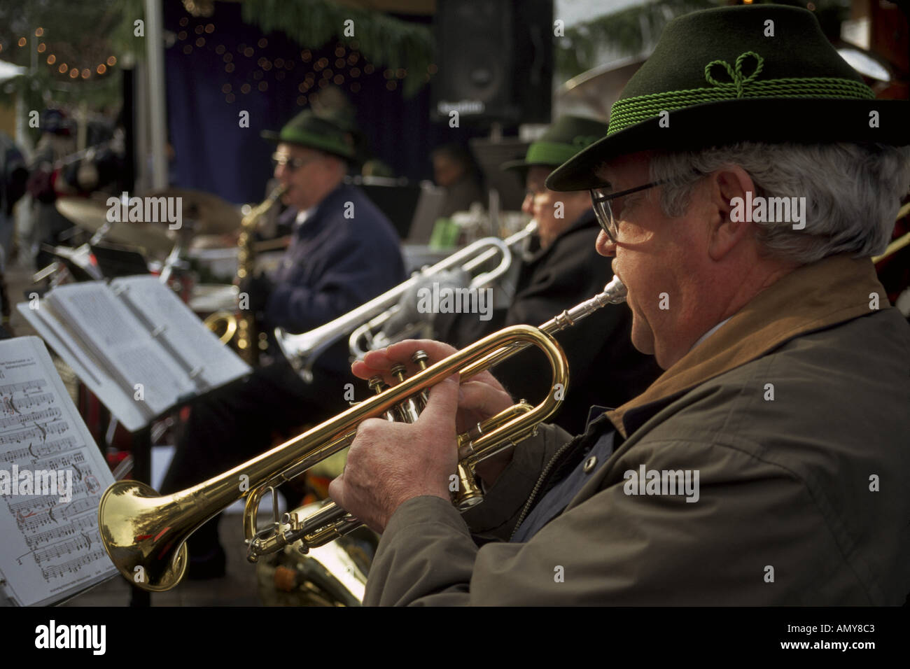 Oompah band hi-res stock photography and images - Alamy