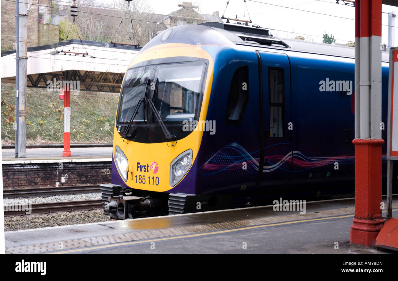 First group train waiting at Lancaster Station Stock Photo - Alamy