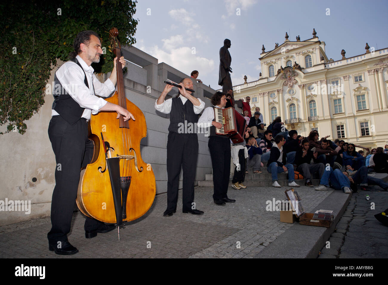 Musical trio hi-res stock photography and images - Alamy