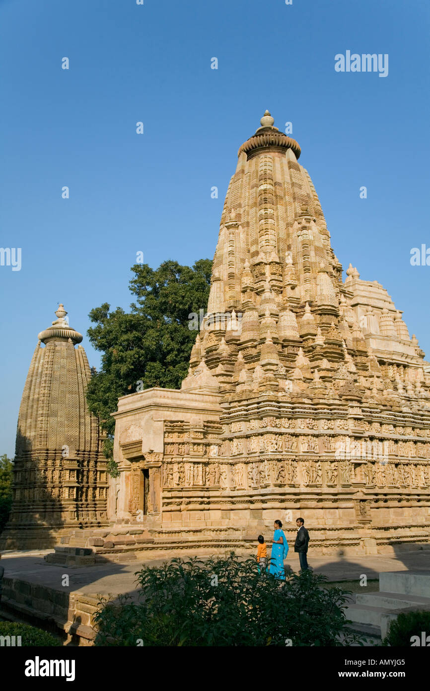 Parsvanath temple hi-res stock photography and images - Alamy