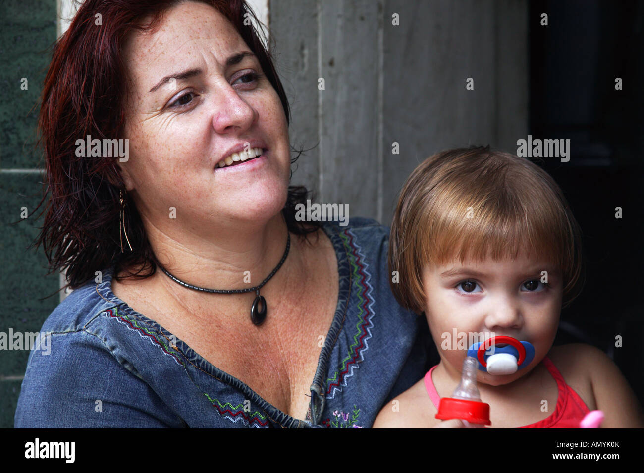 Havana cuba cuban woman mother family hi-res stock photography and ...
