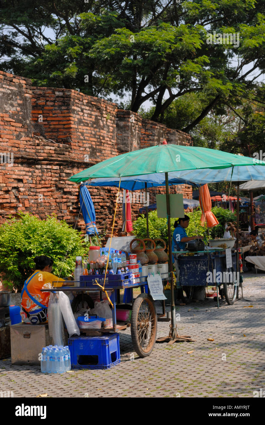 Street traders hi-res stock photography and images - Alamy