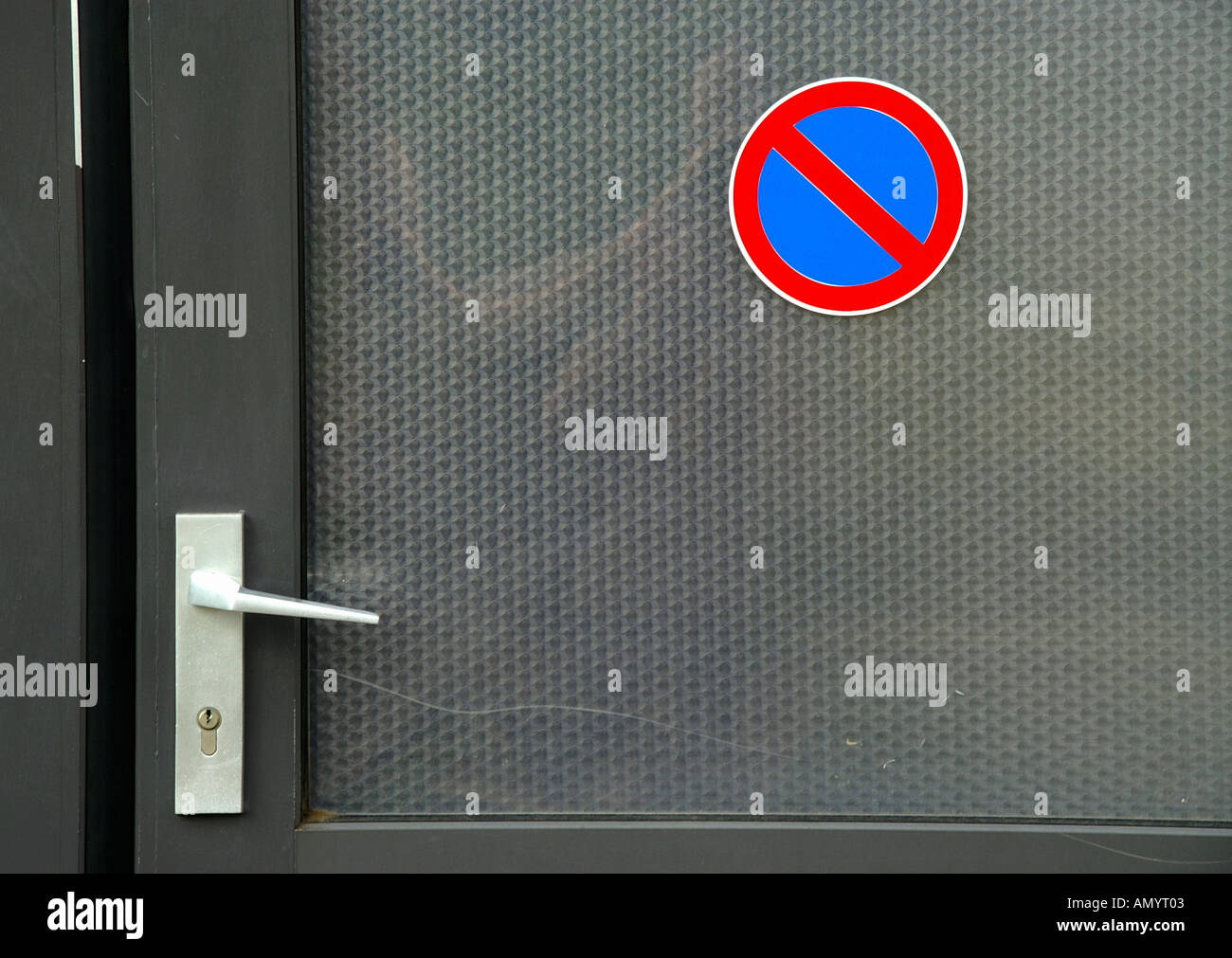 sign park prohibition at a door Stock Photo - Alamy