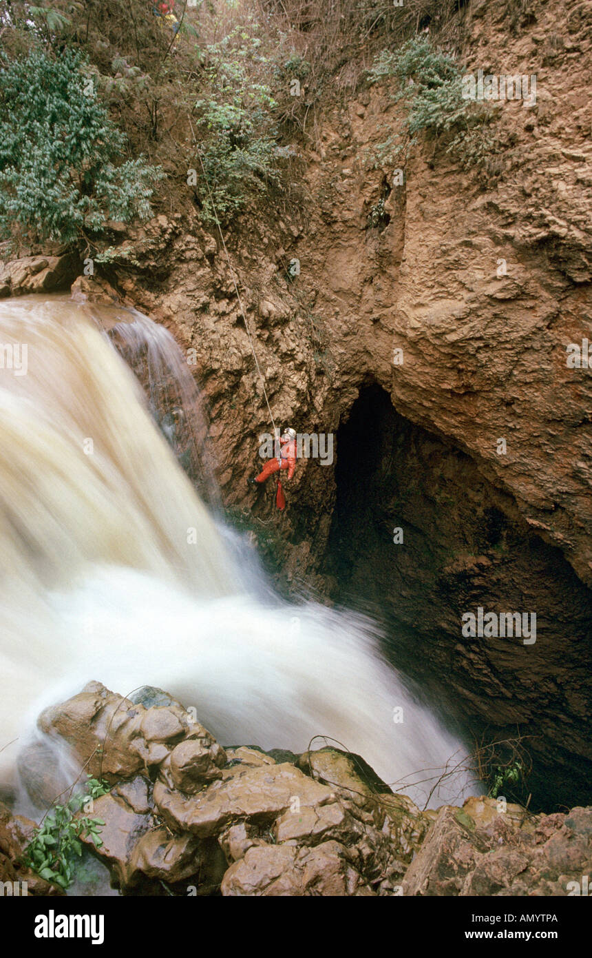 Descending into large chinese river cave Stock Photo - Alamy