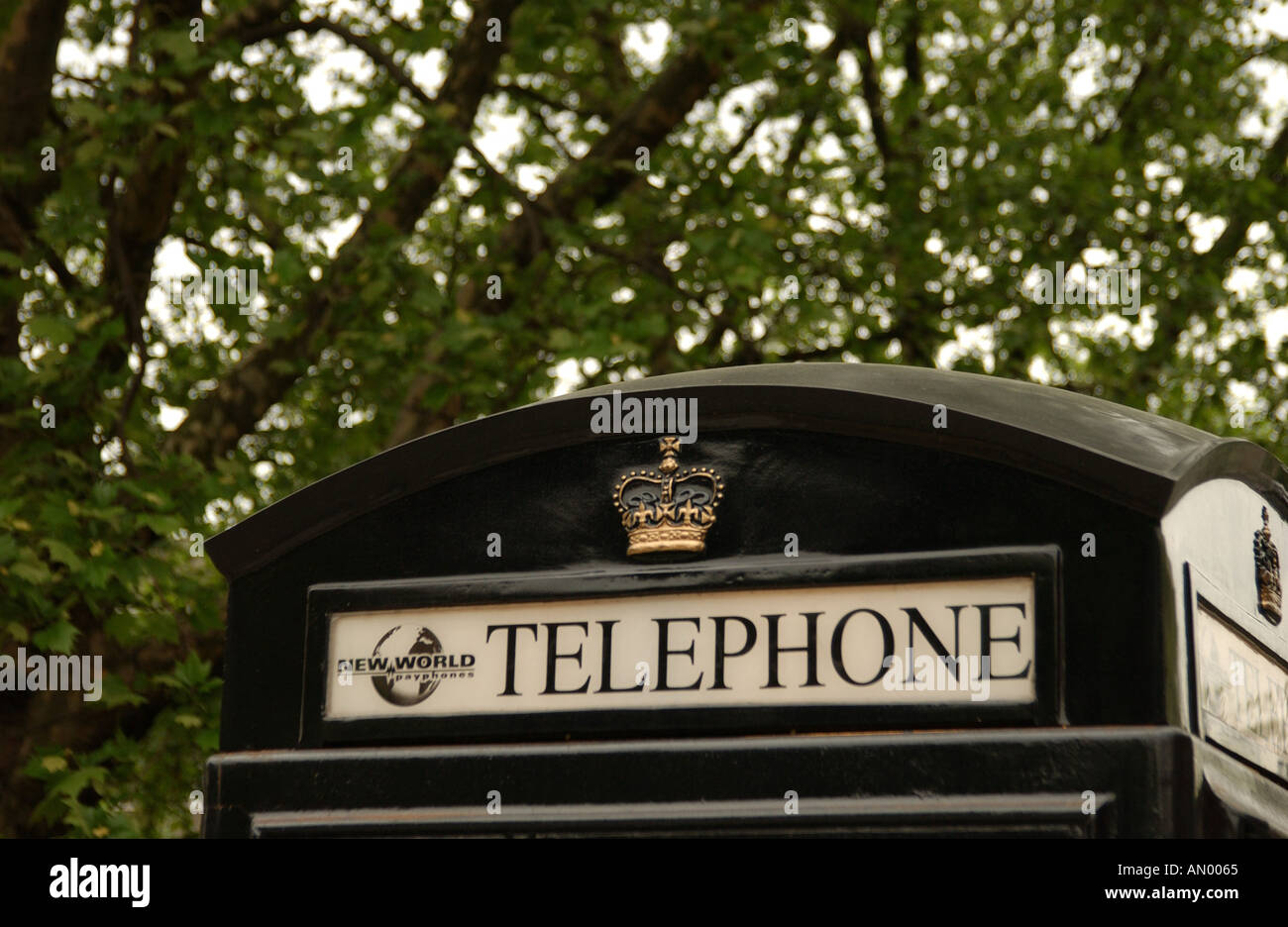 London Phone Booth Stock Photo - Alamy