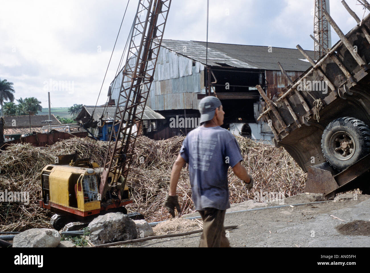 Sugar mill cuba cane hi-res stock photography and images - Alamy