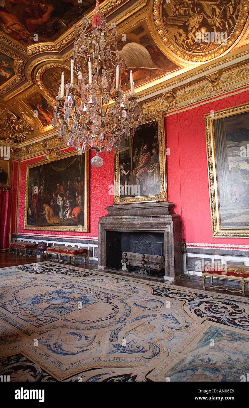 Palace of versailles ceiling paintings hi-res stock photography and ...