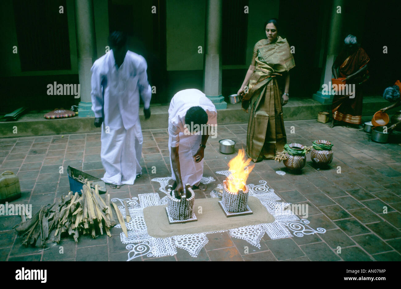 South India Tamil Nadu Pongal Festival Boiling Rice Ceremony ...