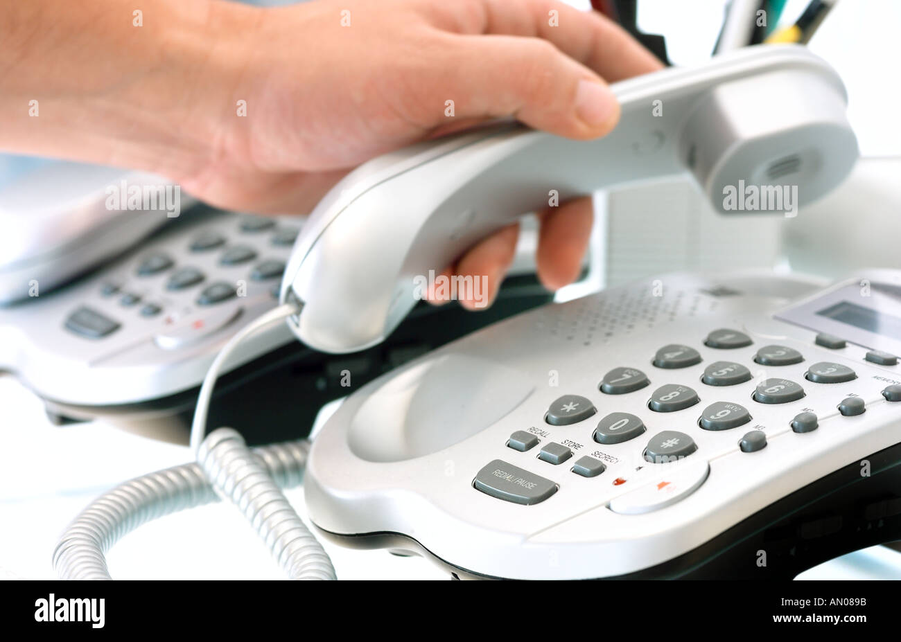 Busy office blur hi-res stock photography and images - Alamy
