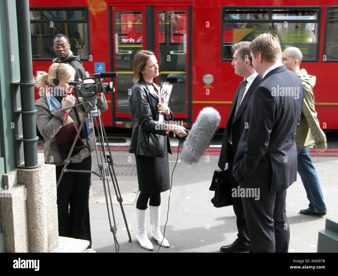 Film crew london street hi-res stock photography and images - Alamy