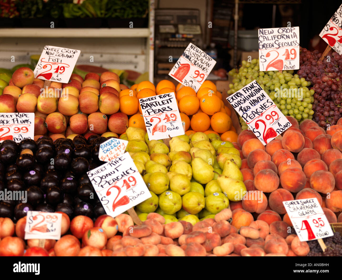 Fresh fruit for sale at the Pike Place Market, a colorful event in ...