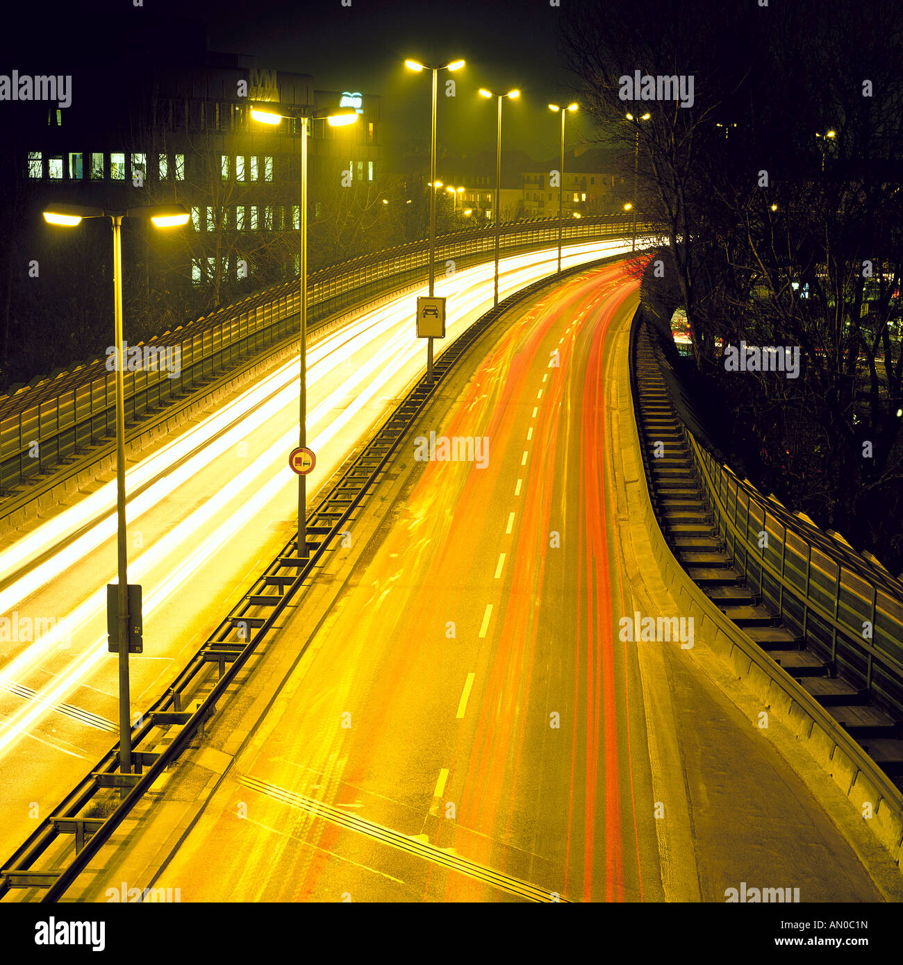 Motorway night breakdown hi-res stock photography and images - Alamy