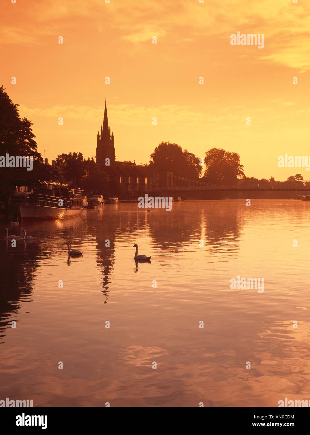 marlow, river thames, england Stock Photo - Alamy