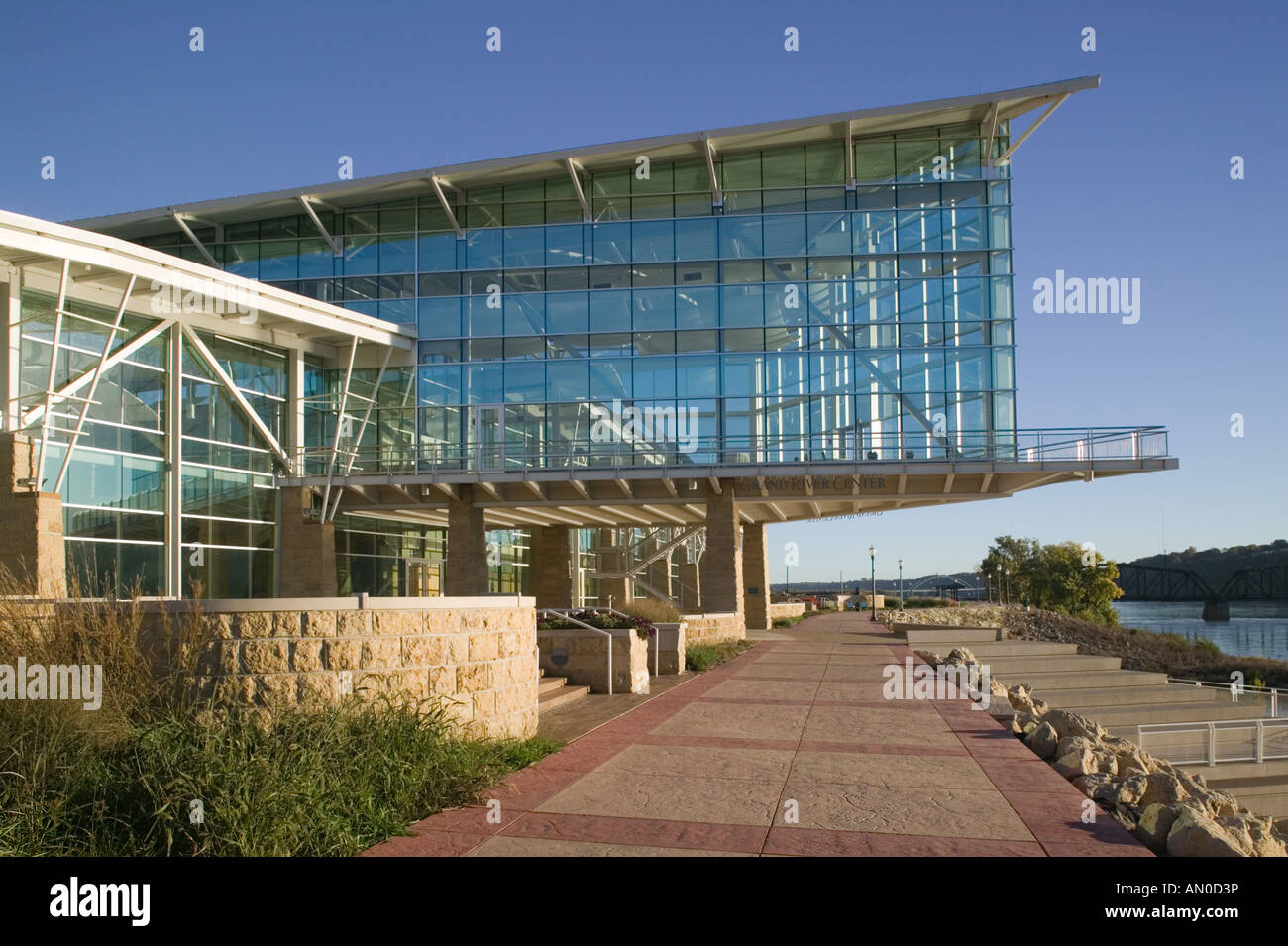 USA, IOWA, Dubuque: Grand River Convention Center along Mississippi ...