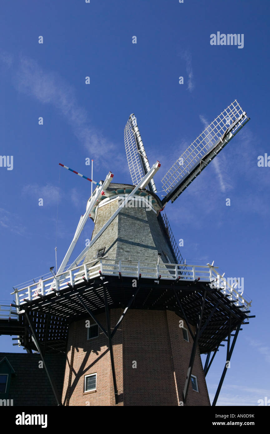 Usa iowa pella dutch windmill hi-res stock photography and images - Alamy