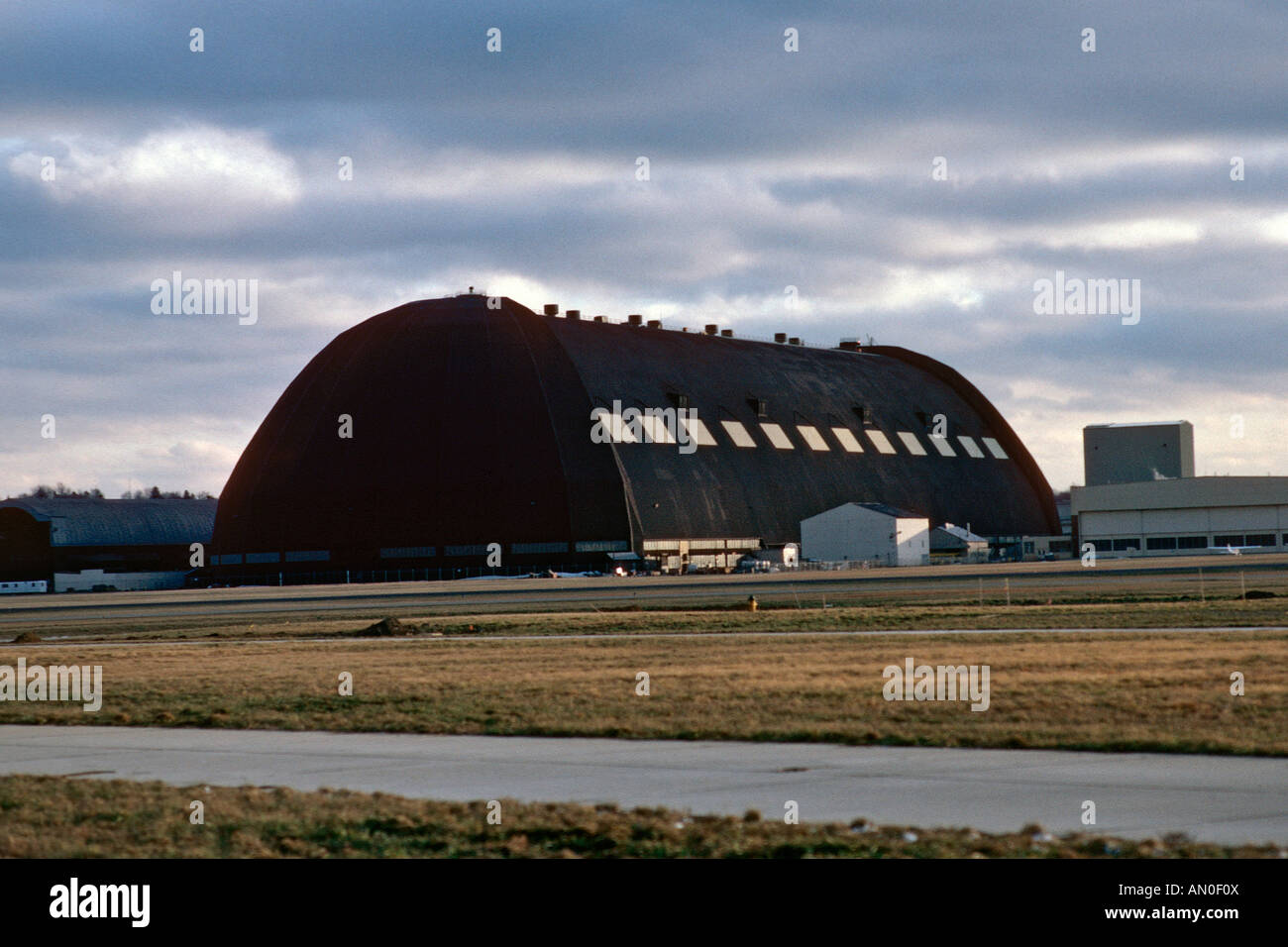 Blimp hangar hi-res stock photography and images - Alamy