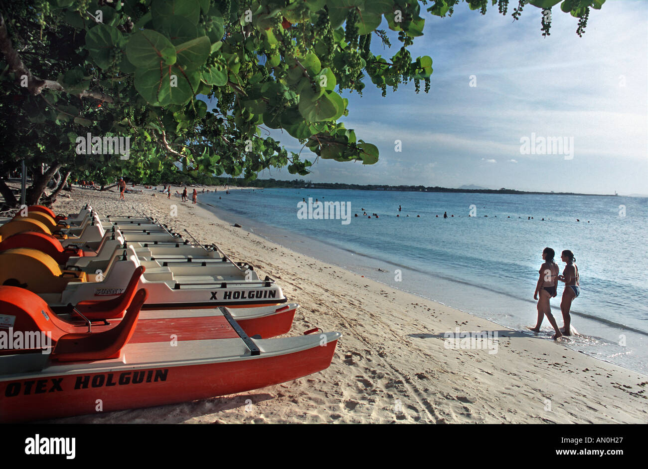 Playa pesquero hi-res stock photography and images - Alamy