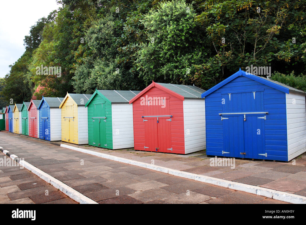 A row of beach huts at Coryton Cove, Dawlish, South Devon Stock Photo ...