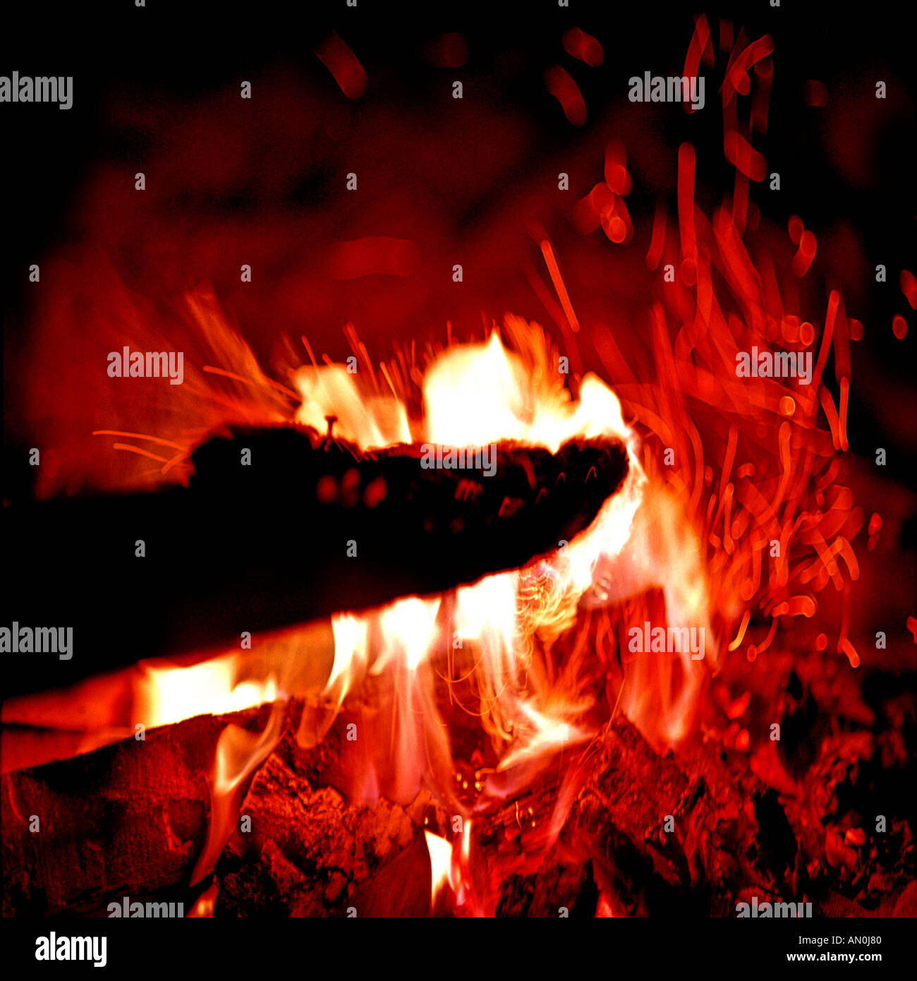 Blazing fire hi-res stock photography and images - Alamy