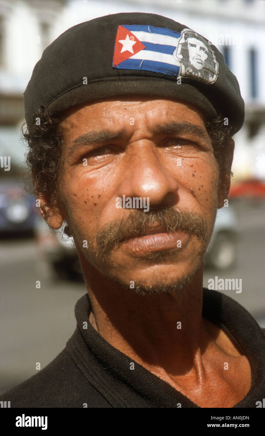 Che guevara hat hi-res stock photography and images - Alamy
