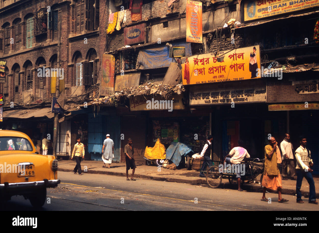 Calcutta road sign hi-res stock photography and images - Alamy