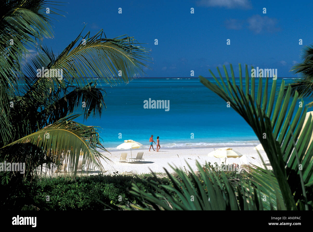 Grace bay beach hi-res stock photography and images - Alamy