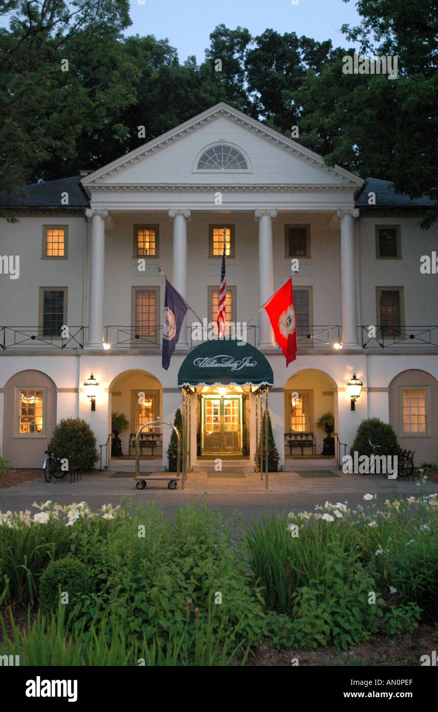 Colonial williamsburg inn hi-res stock photography and images - Alamy