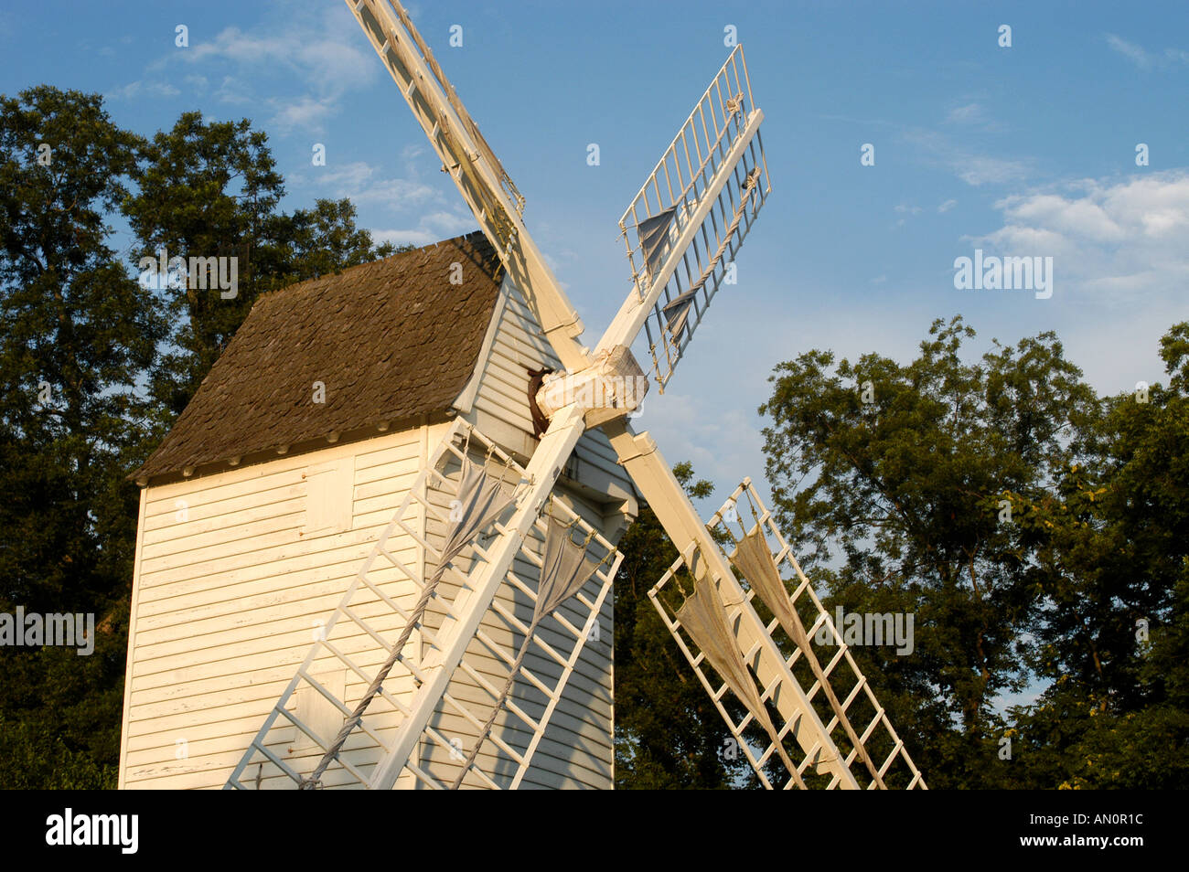 Colonial williamsburg virginia old windmill hi-res stock photography ...