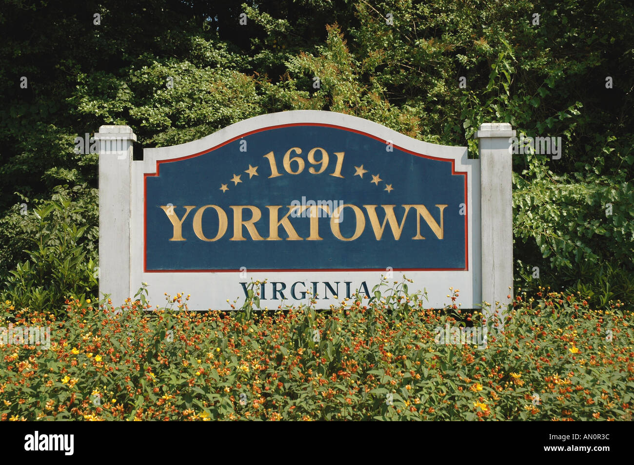 virginia yorktown 1691 Founding Sign Stock Photo - Alamy
