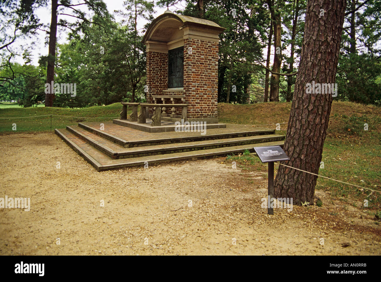 Reverend robert hunt and jamestown hi-res stock photography and images ...