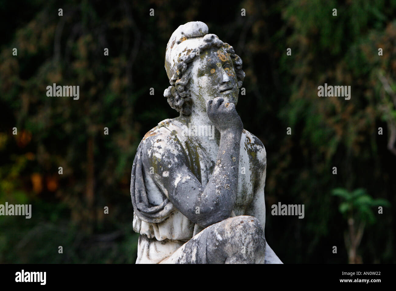 Calculating stone hi-res stock photography and images - Alamy