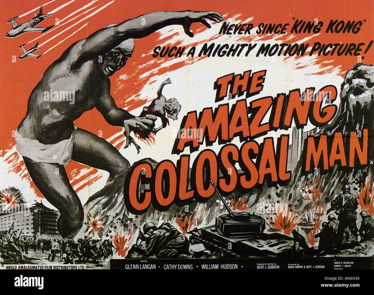 AMAZING COLOSSAL MAN Stock Photo - Alamy