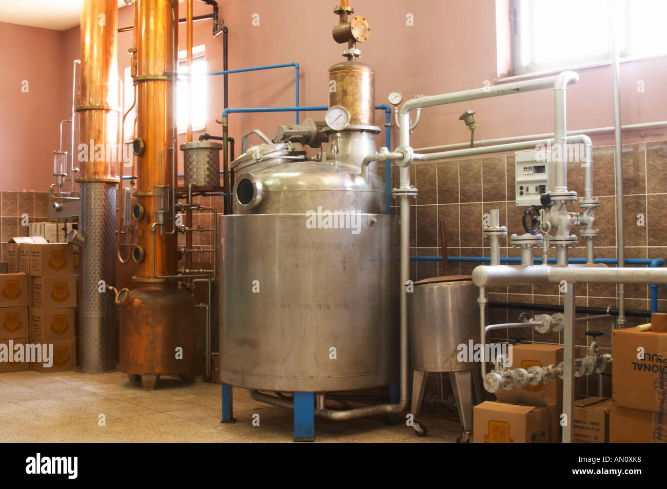 Distillation machine still with steel and copper boiler and column to ...