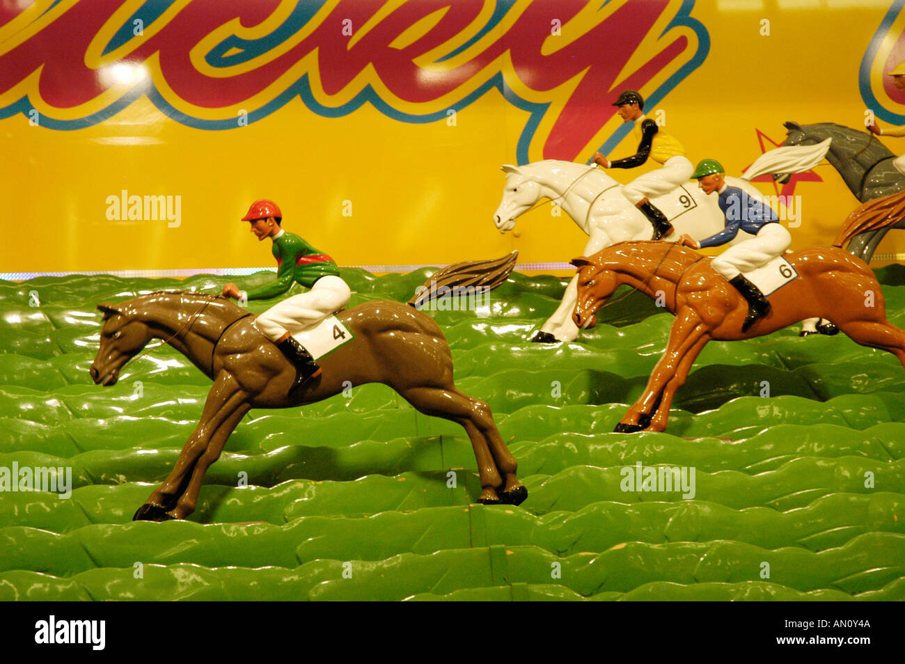 Toy horse racing hi-res stock photography and images - Alamy