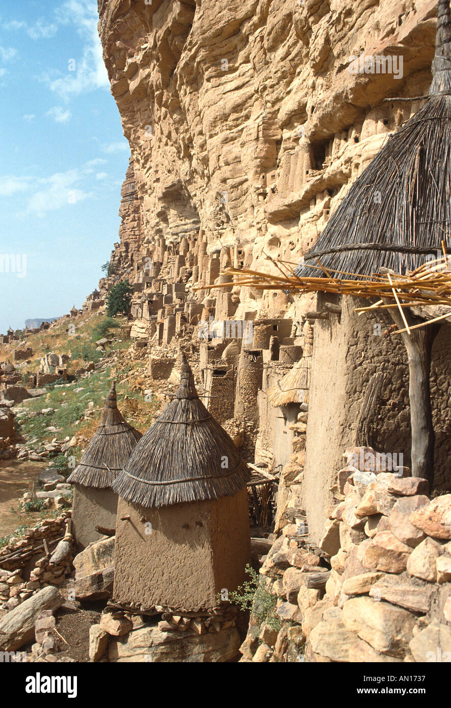 Ireli Dogon Village Bandiagara Escarpment Mali West Africa Stock Photo ...