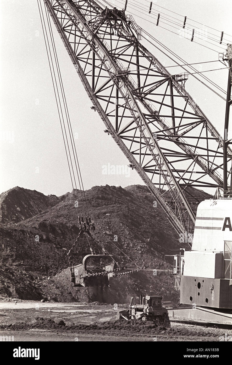 Dragline crane used for strip mining of coal Southern Illinois USA ...