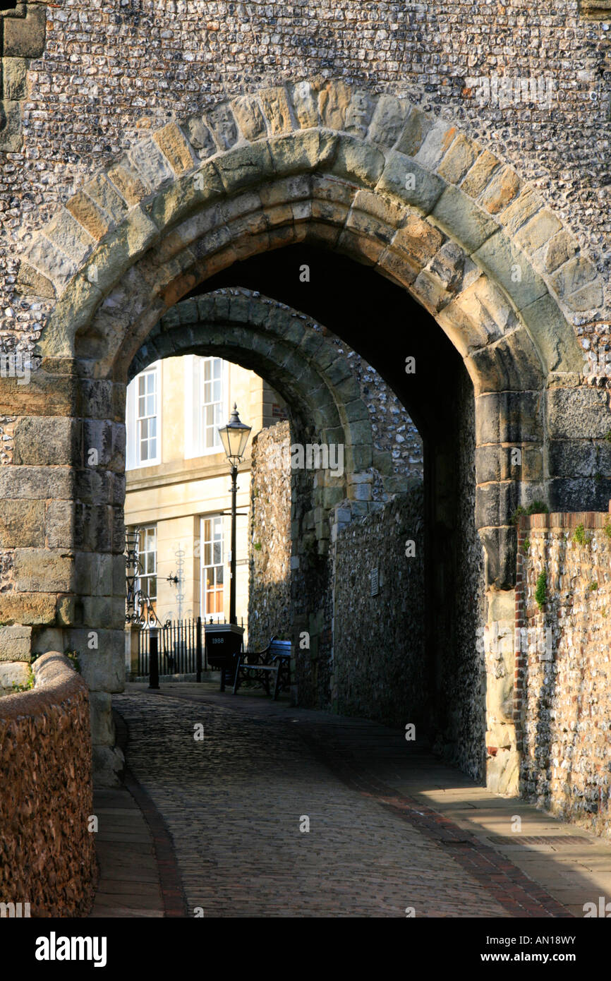 Main gate, Lewes Castle, Lewes, East Sussex, England, United Kingdom ...