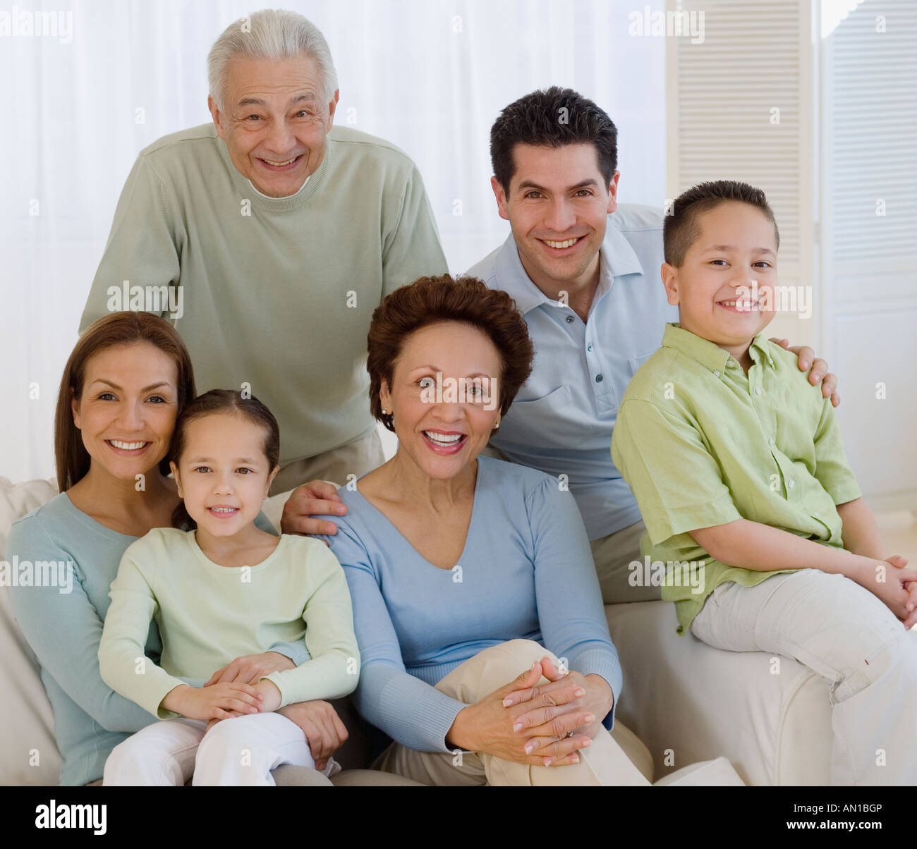 Portrait of multi-generational Hispanic family Stock Photo - Alamy