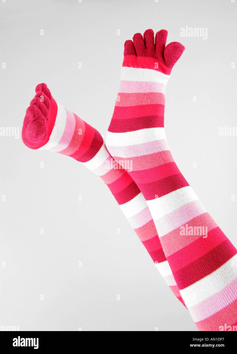 Knock knees hi-res stock photography and images - Alamy