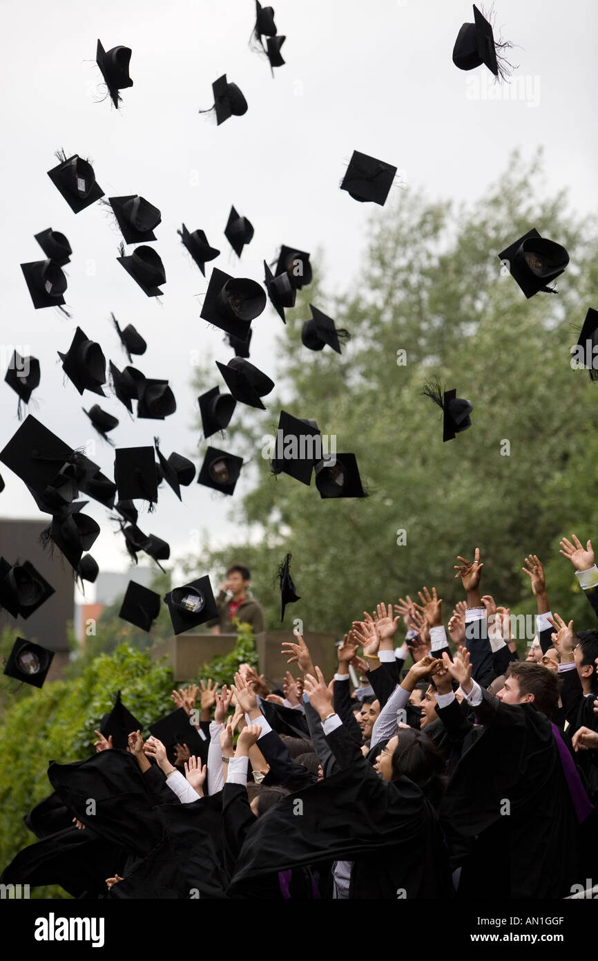 Celebrate graduation england hi-res stock photography and images - Alamy