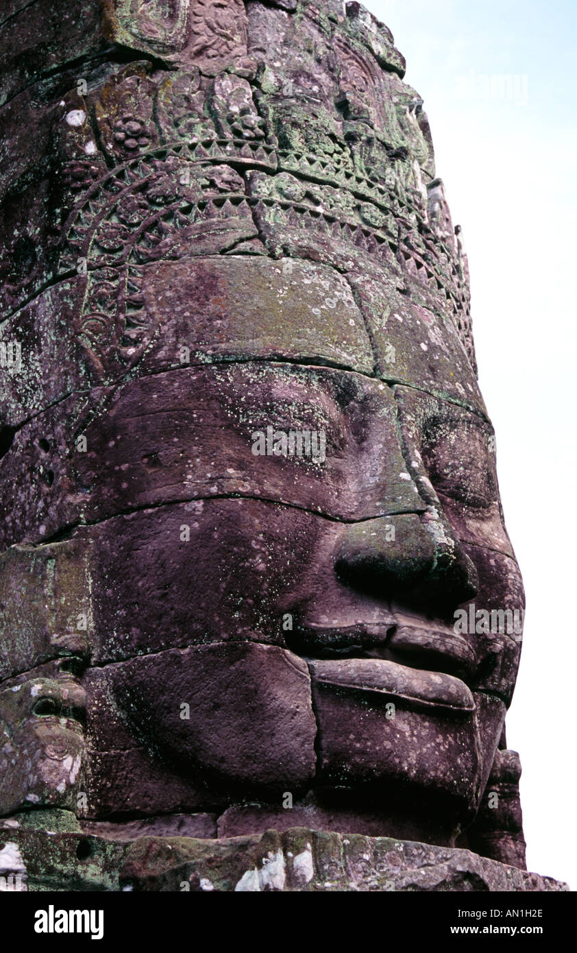 Serene smiling stone faces bayon hi-res stock photography and images ...