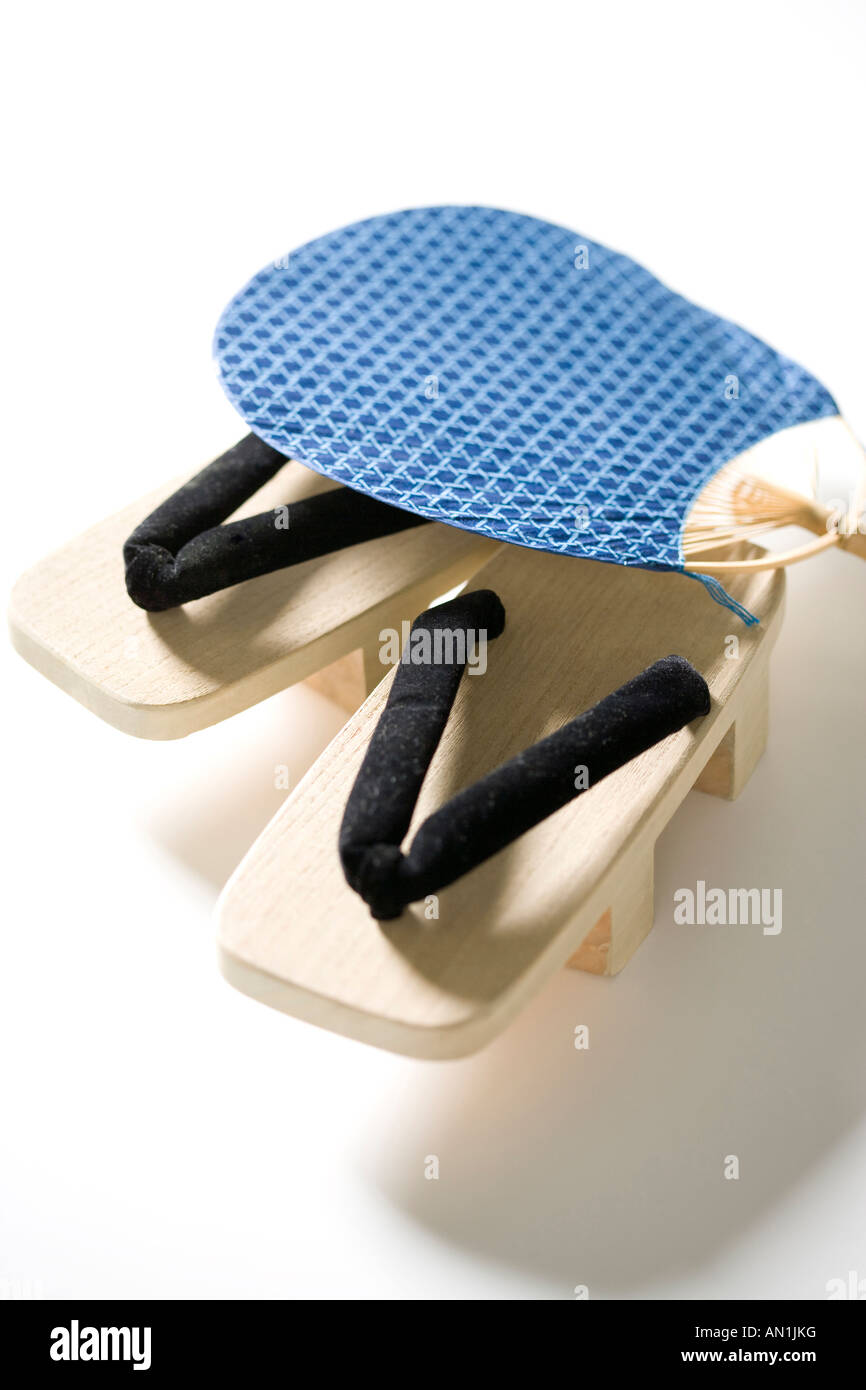 Geta japan hi-res stock photography and images - Alamy