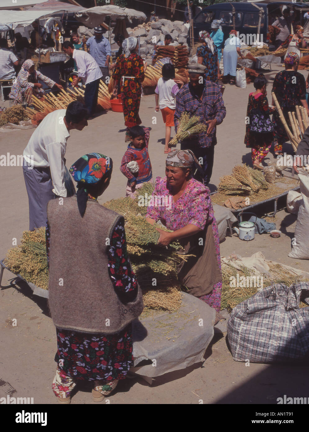 Uzbekistan Samarkand market Stock Photo - Alamy