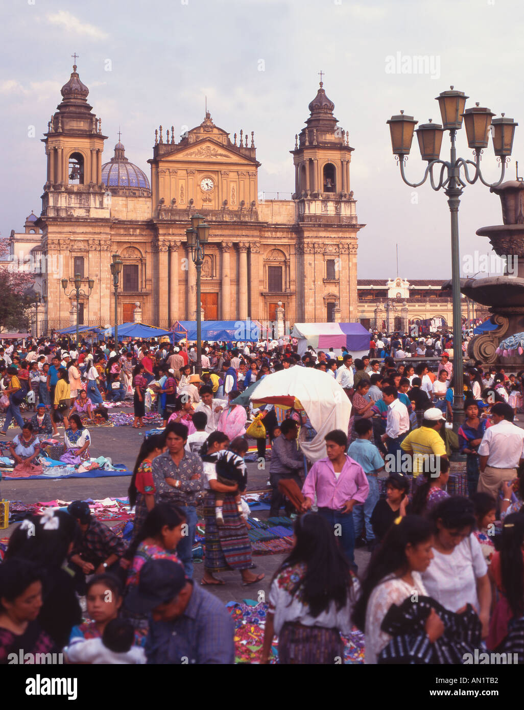 Catedral metropolitana de guatemala hi-res stock photography and images ...