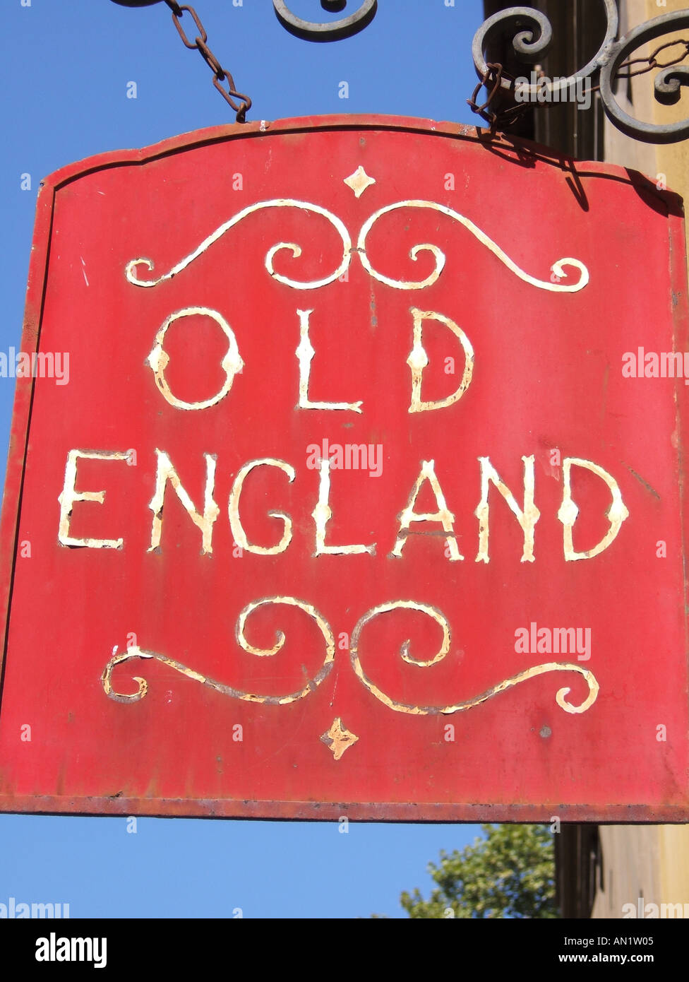old england shop sign in rome Stock Photo - Alamy