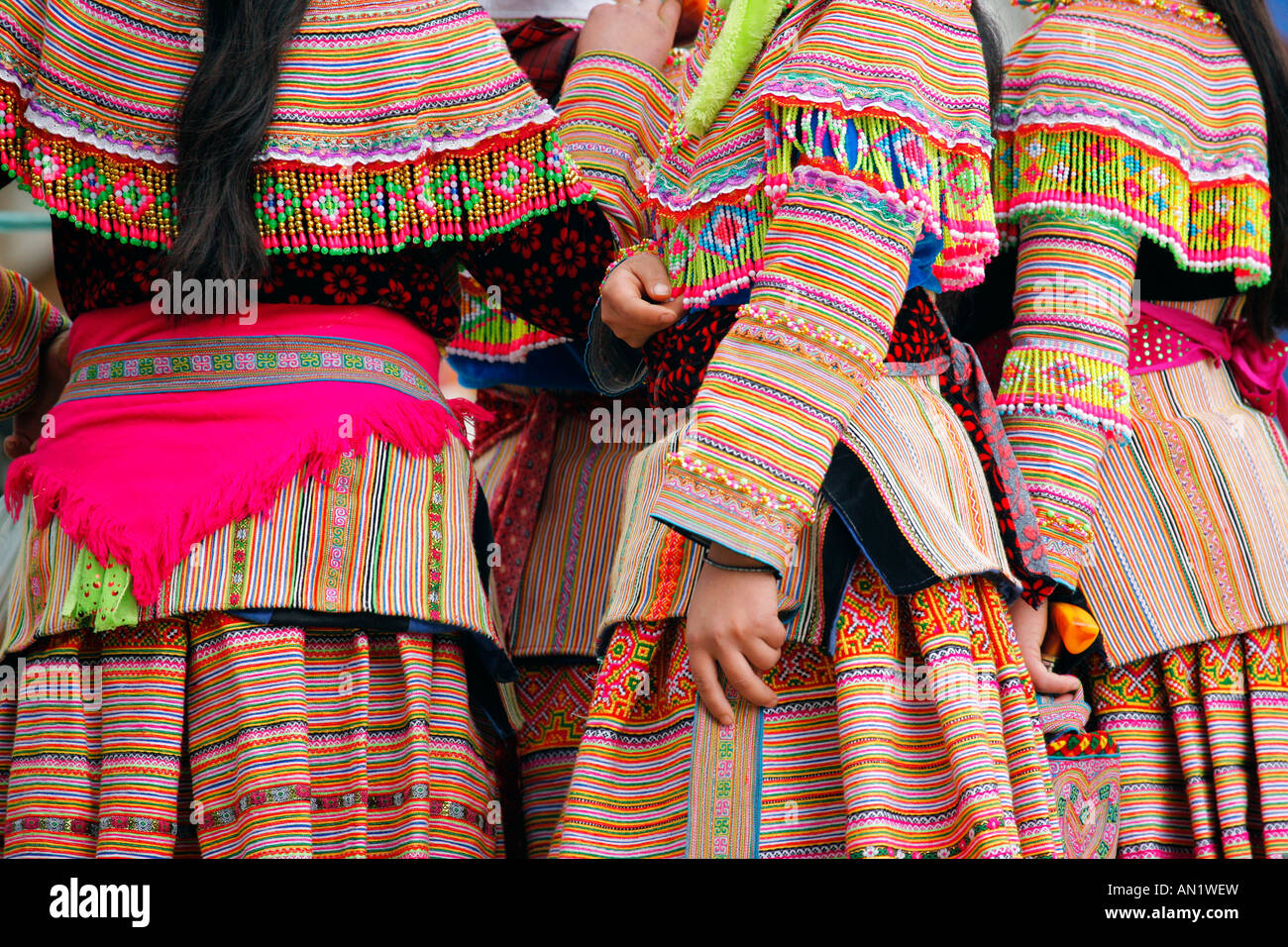 The fantasicly ornate and colorful fabrics of the Flower Hmong people ...