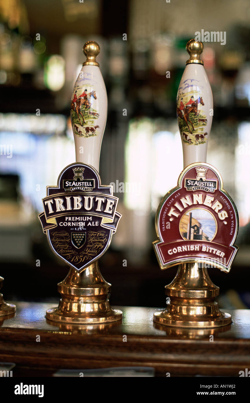 England london beer pump handles hi-res stock photography and images ...