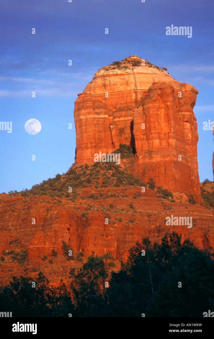 Marvellous moon hi-res stock photography and images - Alamy