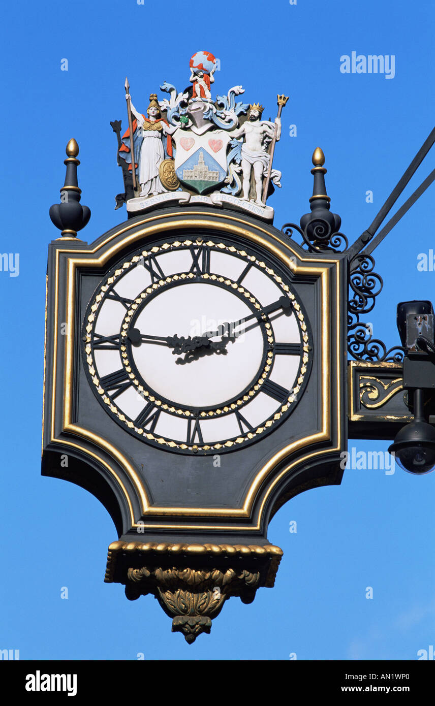 Royal exchange clock hi-res stock photography and images - Alamy